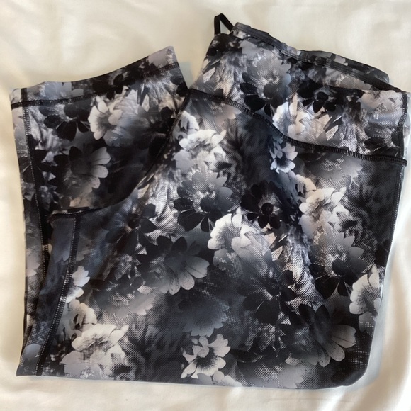 Danskin Now | Pants & Jumpsuits | Danskin Now Black And White Floral ...